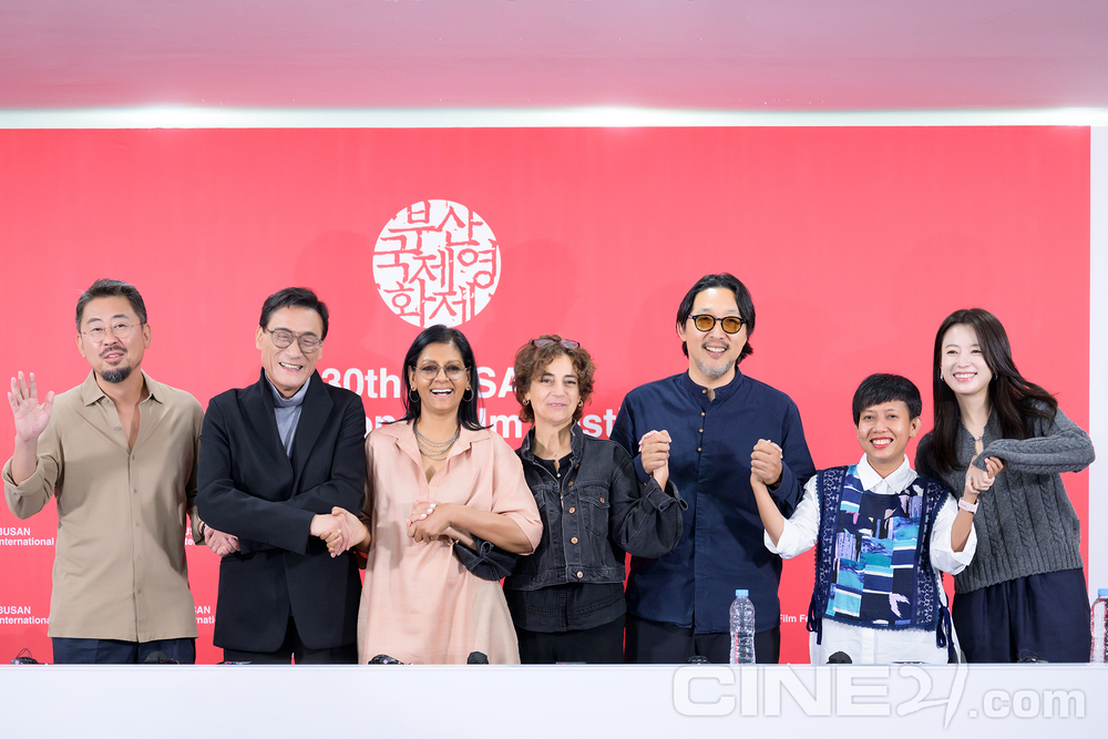 BIFF #3호 [스페셜] 부산 어워드를 가릴 7인의 경쟁 심사위원은 누구?